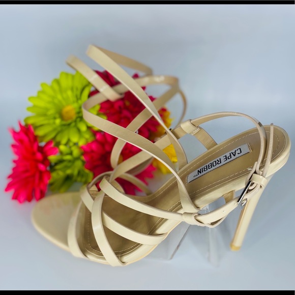 Cape Robbin | Shoes | Tracy Red | Poshmark